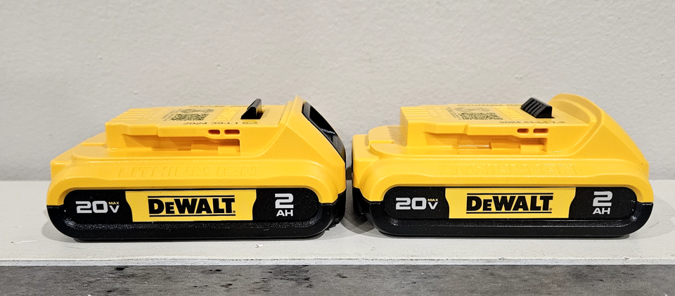2 Brand New Dewalt 20 Volt 20v Max Li-Ion 2 AH Batteries DCB203 2024 ...