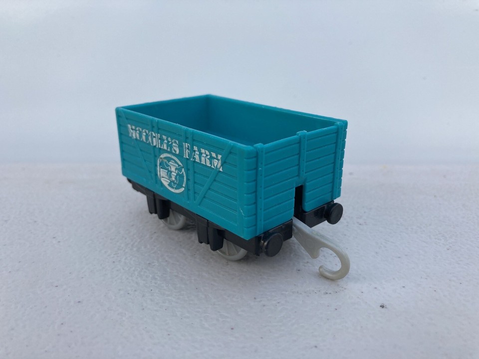 Thomas and Friends Trackmaster 2013 Farmer McColl’s Farm Freight Car | eBay