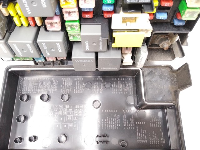 2010 Dodge Caravan Totally Integrated Power Control Module TIPM ...