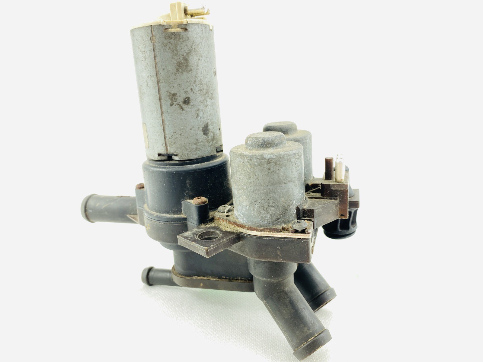 MERCEDES W124 E Class Duo Water Heater Valve 0018303784 for sale online ...