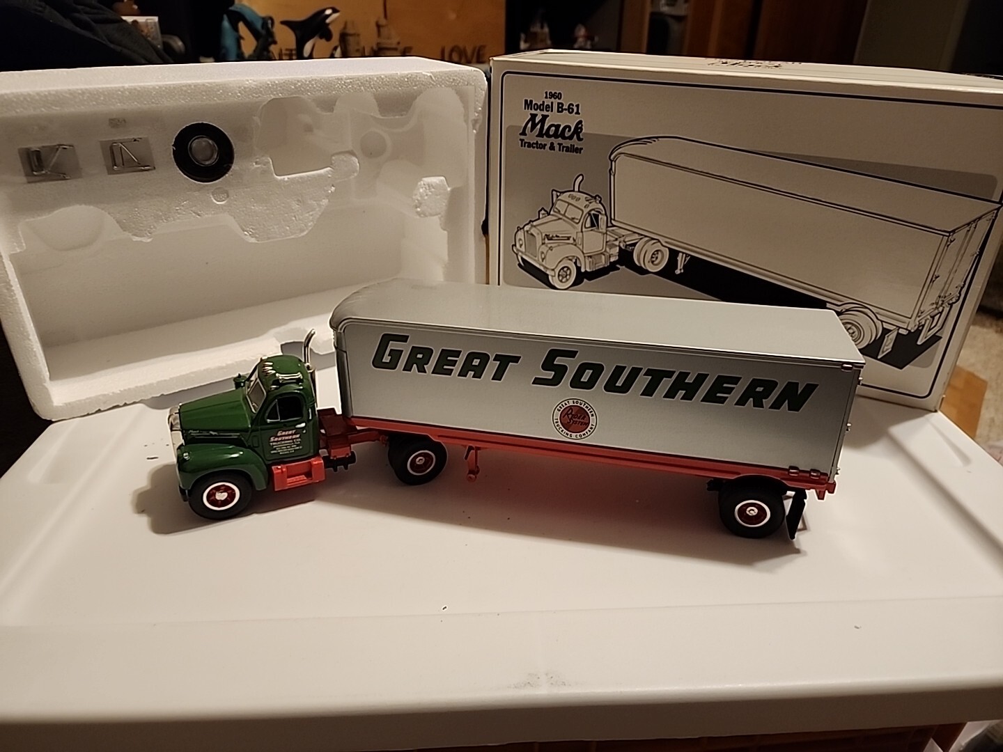 1994 First Gear Tractor Trailer 1960 Model B-61 Mack Great Southern #19 ...