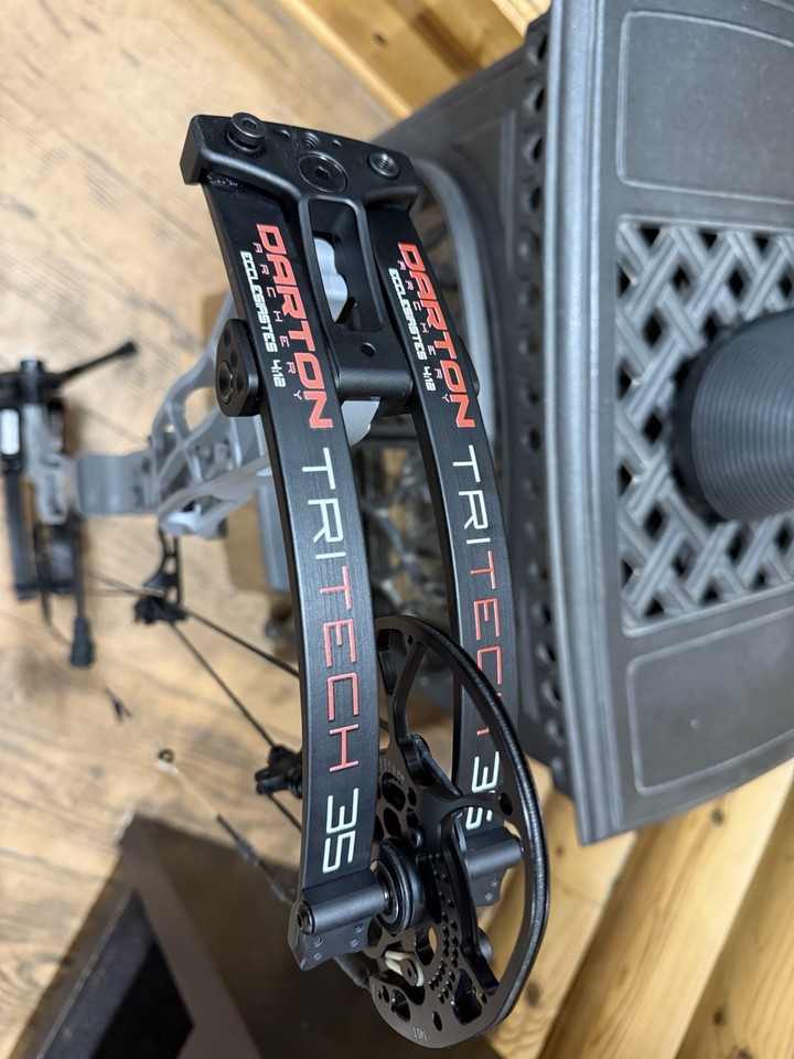 2026 Darton TriTech 35 RH Compound Bow 50-60 Pound Grey/Black With ...