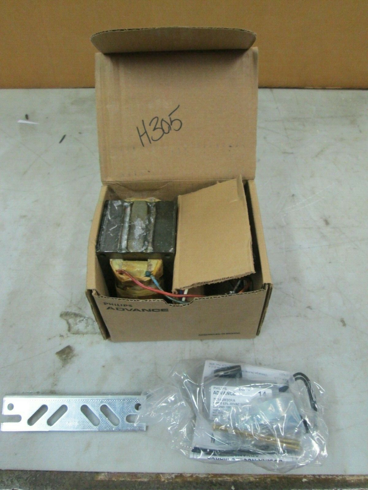 Philips Advance Core&Coil Ballast Kit 71A8172-001D (NIB) | eBay