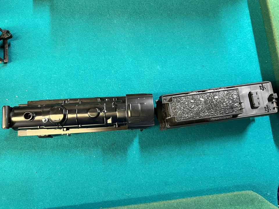 Lionel 6-8632 O Gauge NYC 4-4-2 Steam Locomotive train chesapeak and ...