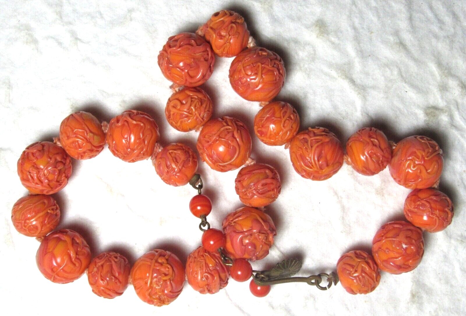 CHINESE PEKING GLASS CORAL COLOR RAISED APPLIED SWIRL… - Gem