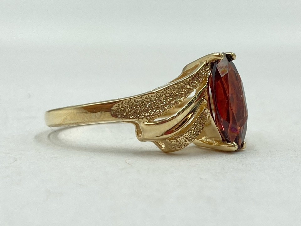 Synthetic Almandine Garnet Lady's Stone Ring 10K Yellow Gold 2.7g ...