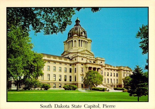 South Dakota State Capitol , Pierre South Dakota-Vtg Unposted Postcard ...