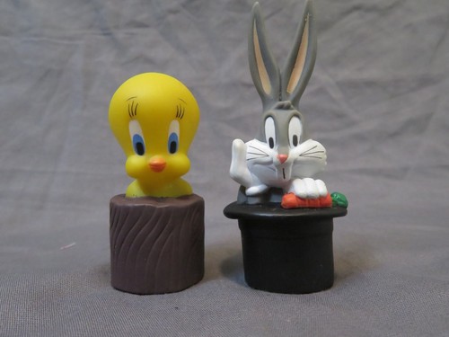 New Vintage Set of 2 Looney Tunes Rubber Finger Puppets Bugs Bunny ...