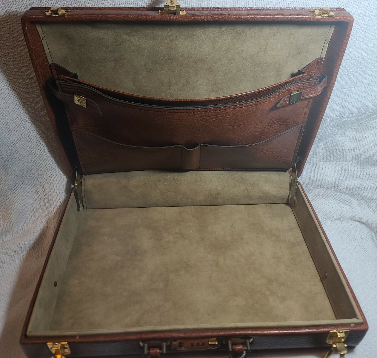 Vintage Brown Leather Early Presto Pilot File Briefcase 3 Digit Combo ...