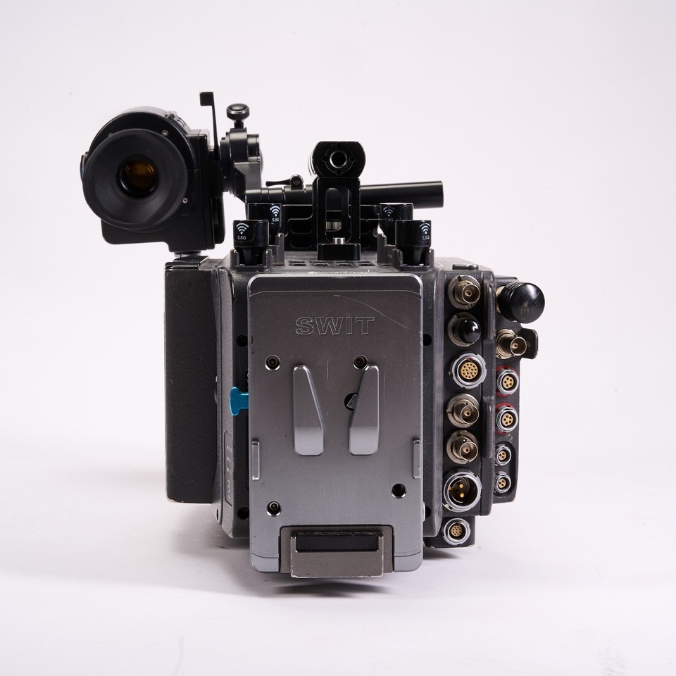 ARRI Alexa LF Camera Kit (EVF, V-Mount Battery Plate, Codex Reader, (3x ...