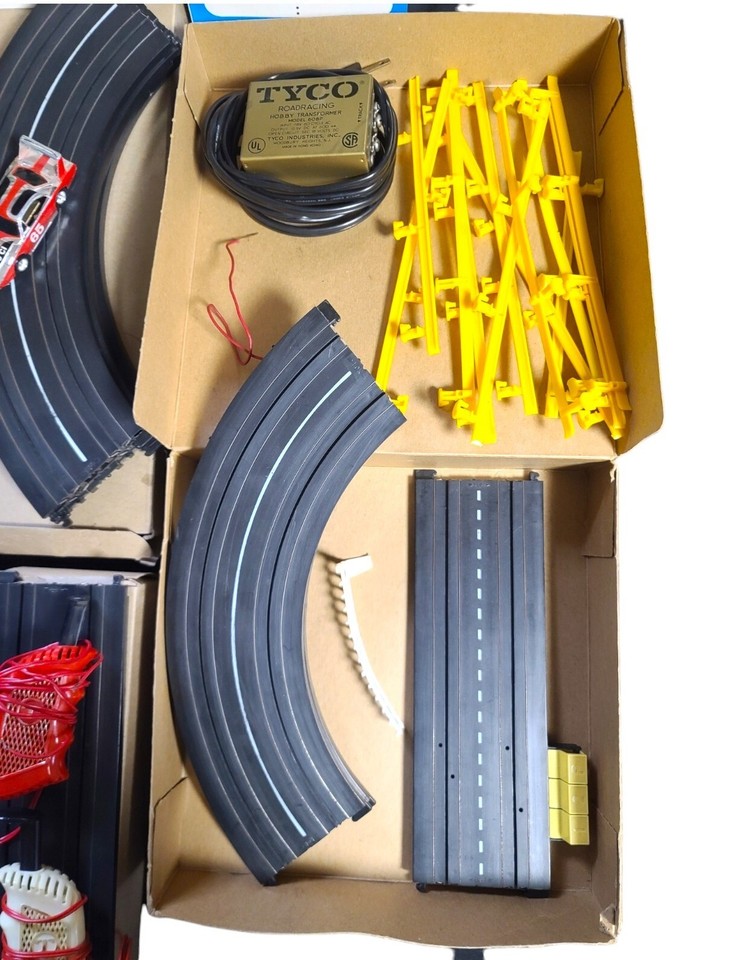 Vintage Tyco pro International Pro Slot Car Racing Track Set With Cars ...