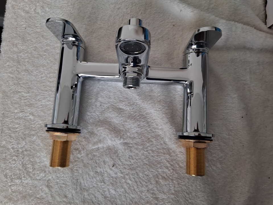 Wickes Remi Modern Chrome Bathroom Bath Shower Mixer Tap With Shower ...