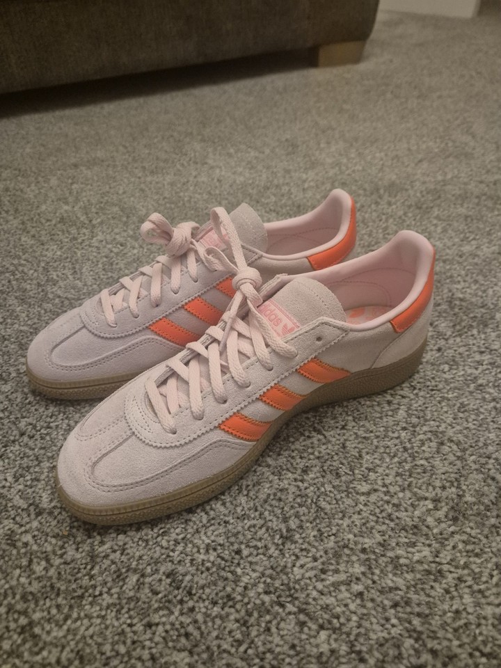 adidas Originals Handball Spezial W Clear Pink Solar Orange - Please ...