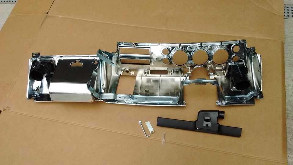 70 71 72 Chevy Chevelle SS Dash instrument cluster panel bezel assembly ...