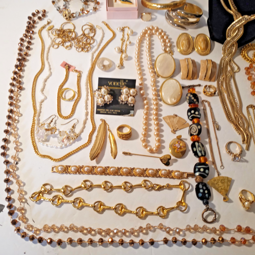 Vintage Gold Signed & Unbranded Designer Jewelry Lot Collection 840 ...