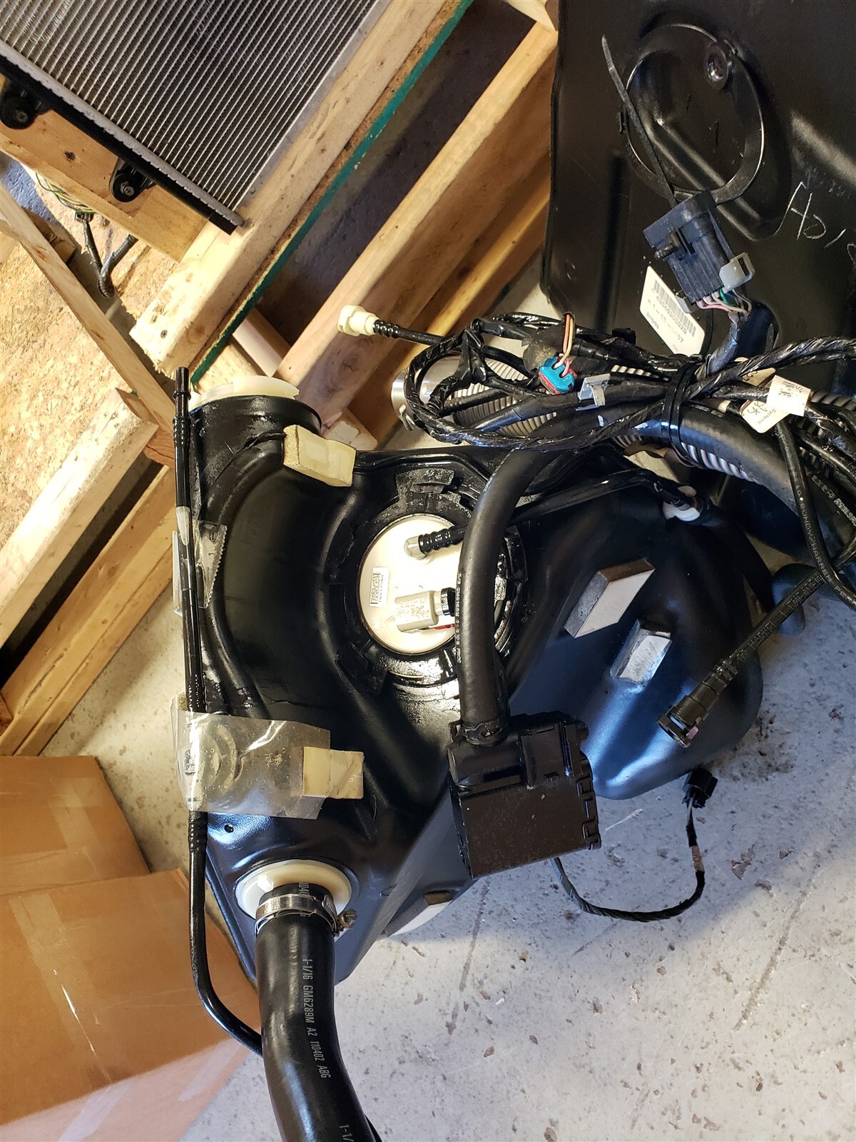 04-13 Corvette C5 and C6 Right Left Side Fuel Tanks Gas Tanks PAIR USED ...