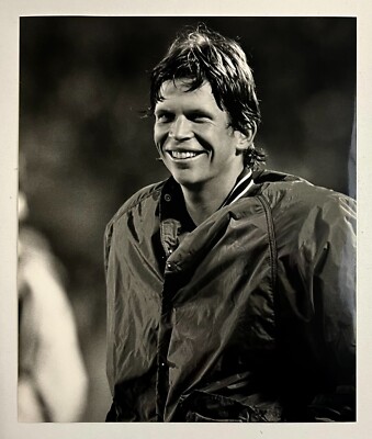 1983 Mike Moroski QB Smiles After Atlanta Flacons Game Vintage Press ...