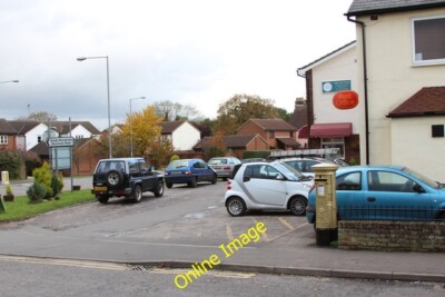 Photo 6x4 Gold Post Box, Robin Hood Road Stansted Mountfitchet 2 c2012 ...