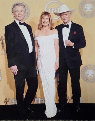 VINTAGE 8x10 COLOR PHOTO LARRY HAGMAN LINDA GRAY PATRICK DUFFY DALLAS ...