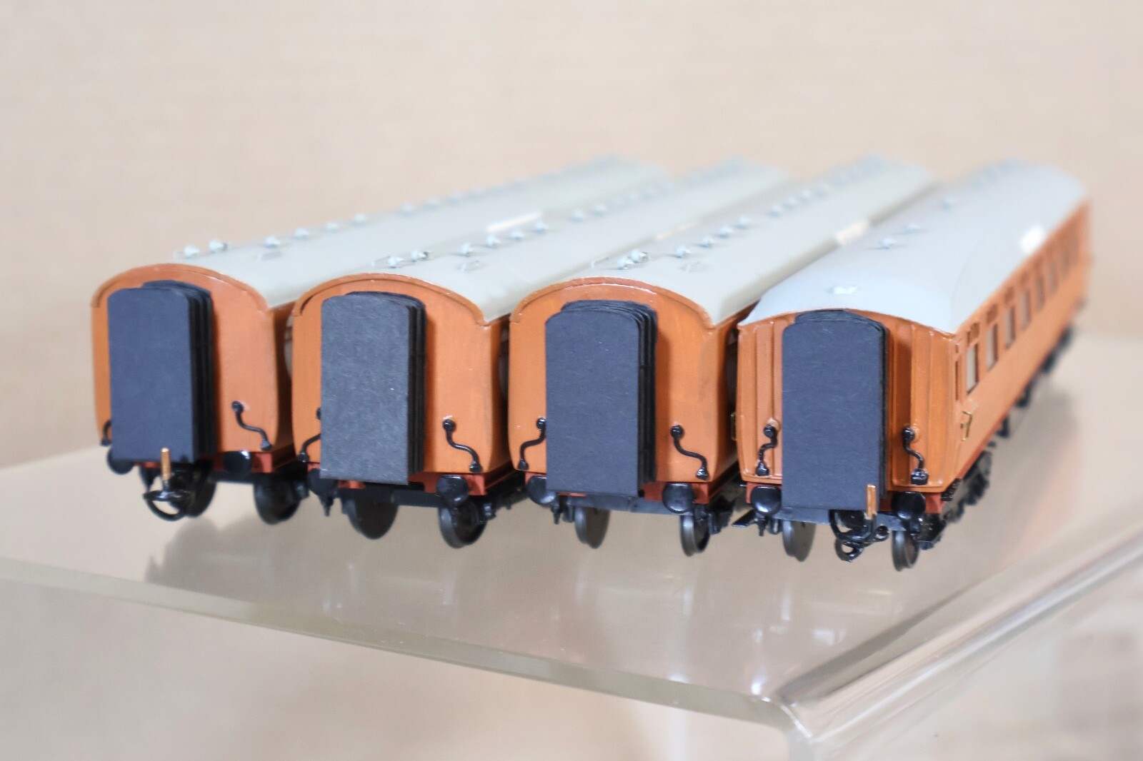 DJH PC MODELS EM GAUGE KIT BUILT LNER A4 MALLARD LOCO & 10 GRESLEY ...