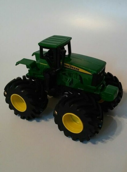 John Deere Ertl Toy Monster Truck 4x4 Big Tractor Motor Sound Effects ...