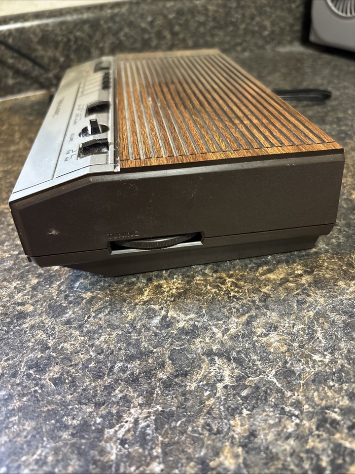 Vtg Realistic Chronomatic 252 Digital Alarm Clock AM FM Radio No 12 ...