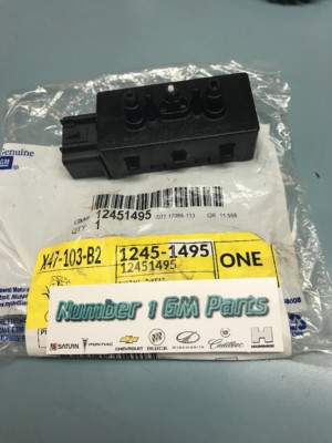 New Genuine GM 12451495 Power seat Switch Read Listing Silverado Sierra ...