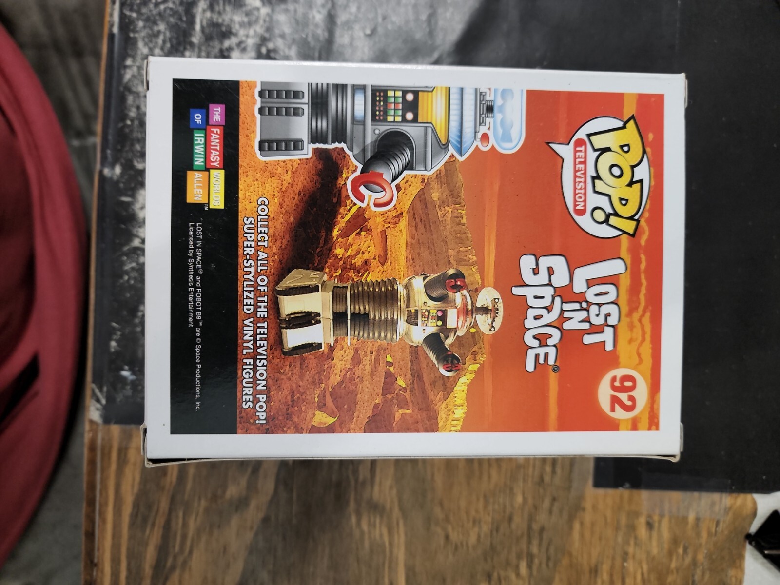 Lost in Space Funko POP! TV Robot B9 Vinyl Figure #92 | eBay