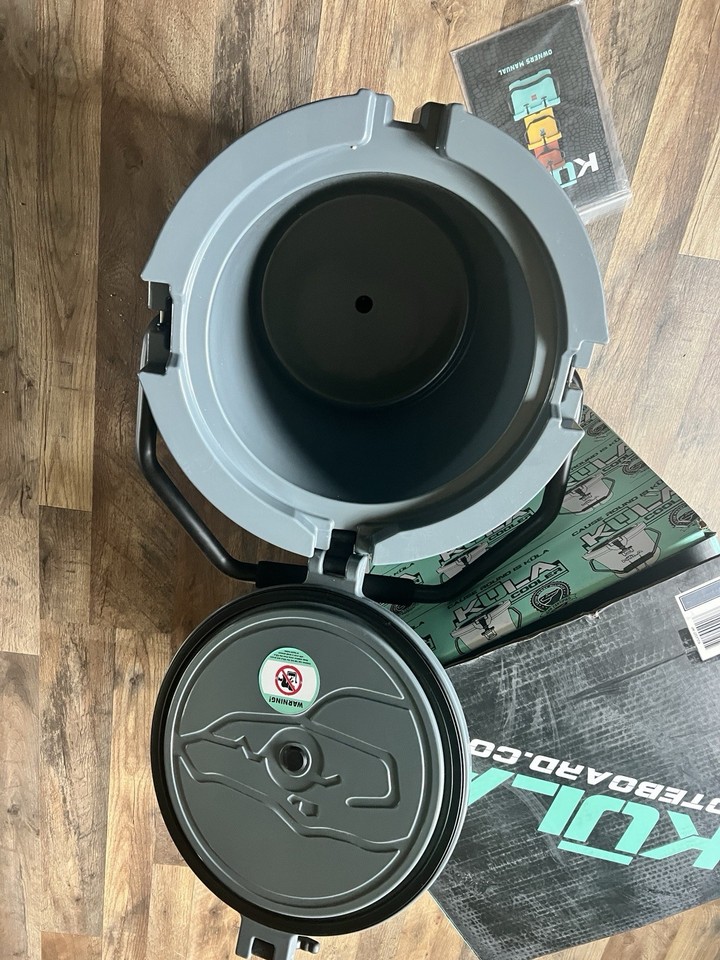 $299 BOTE KULA 5 Gallon MAGNEPOD COOLER Open Box DISPLAY MODEL Gray ...