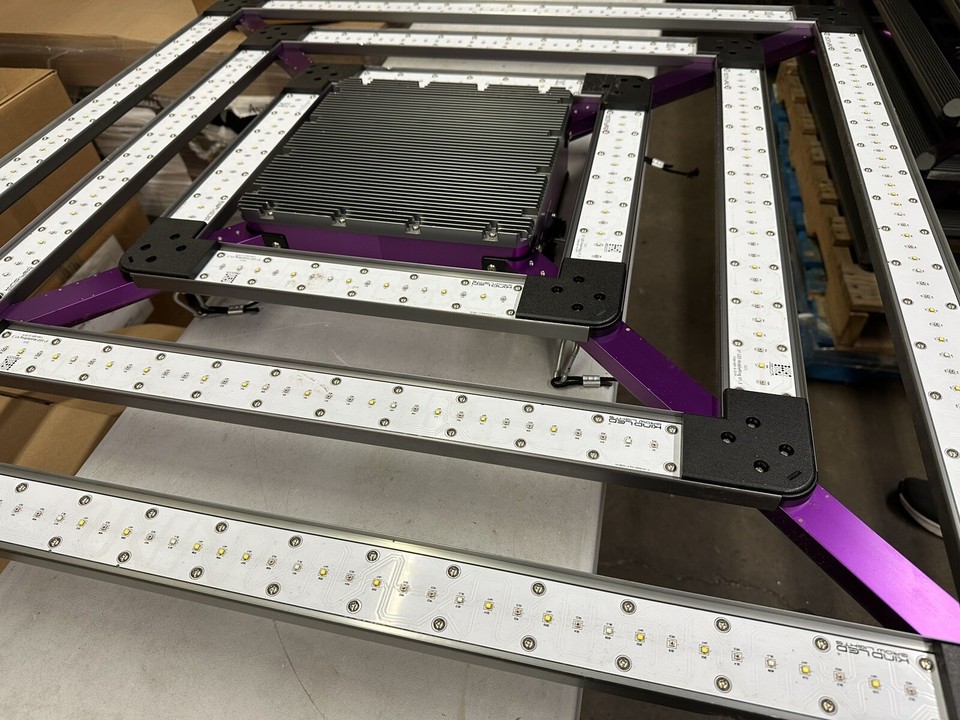 KIND LED X2 Commercial Horticulture Fixture LED Grow Light 120-277v | eBay
