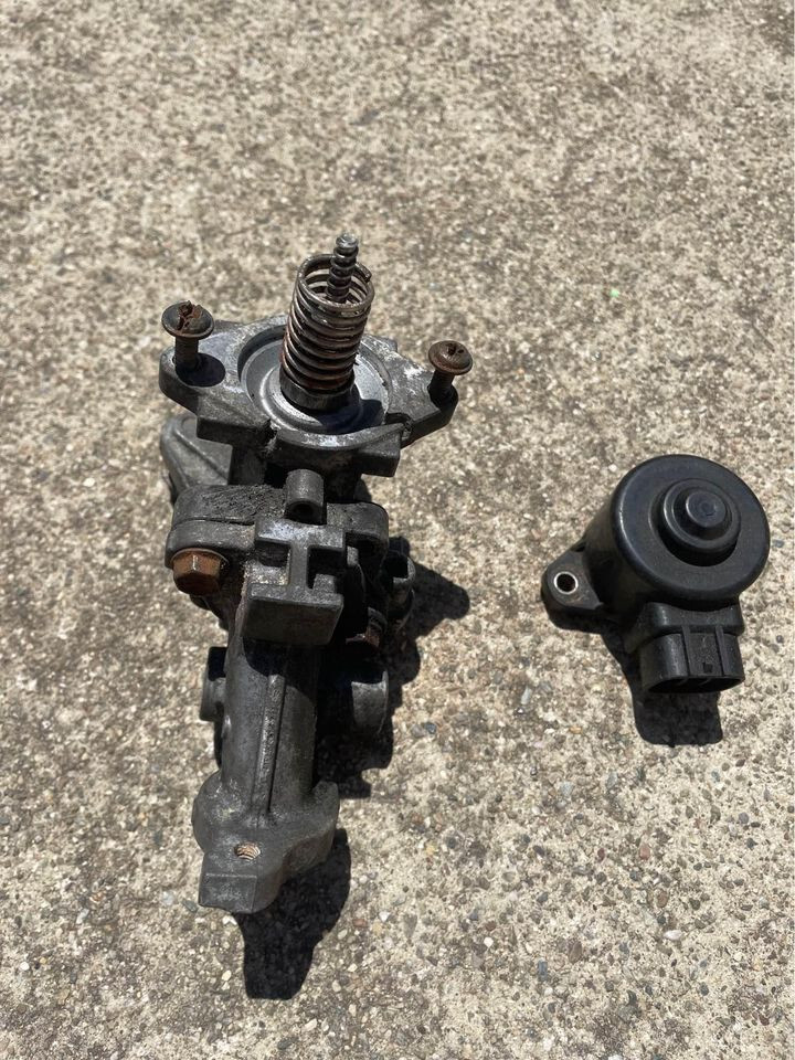 2010 2011 2012 2013 2014 2015 Toyota Prius EGR valve 25620-37110 OEM | eBay