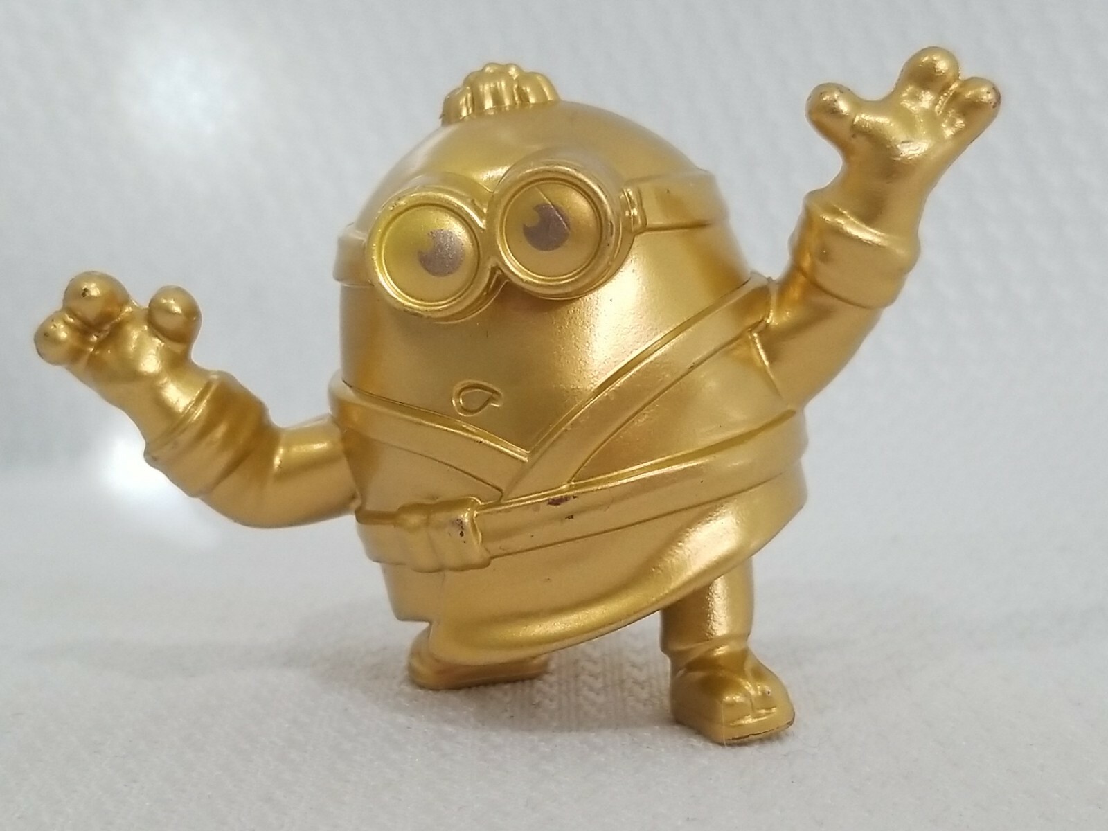 McDonald's Minions Rise of Gru GOLD MINION Dreamworks Happy Meal 1.5 ...