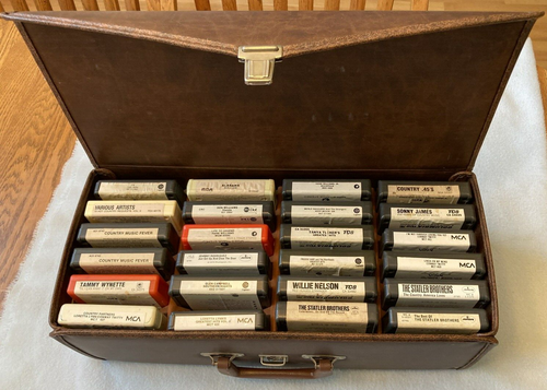 LOT of 24 vintage 8-track tapes -with vinyl case | eBay