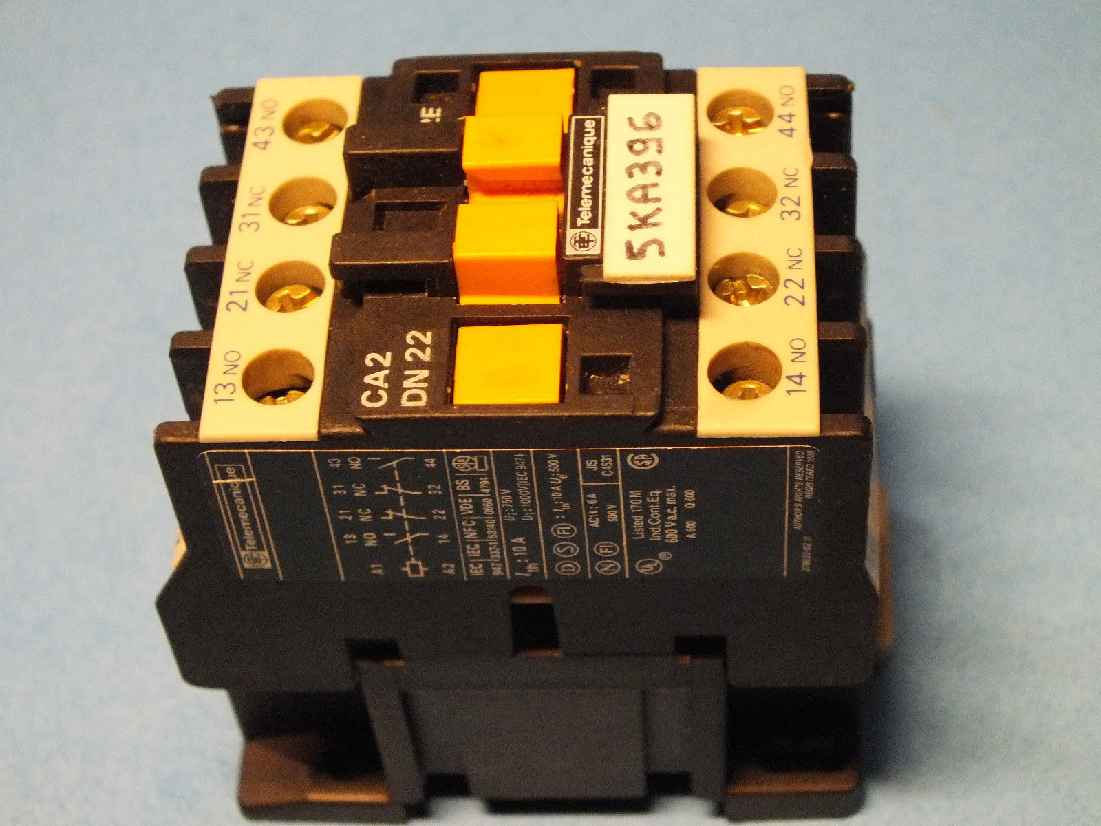 Telemecanique CA2-DN22 (CA2-DN22-M7) 220-230V/50Hz 220-240V/60Hz | eBay