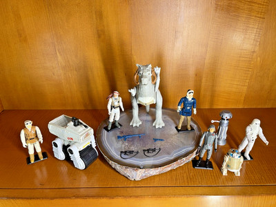 Vintage Star Wars _ Hoth Lot Party_ **Open-Belly Tauntaun**_ Weapons ...