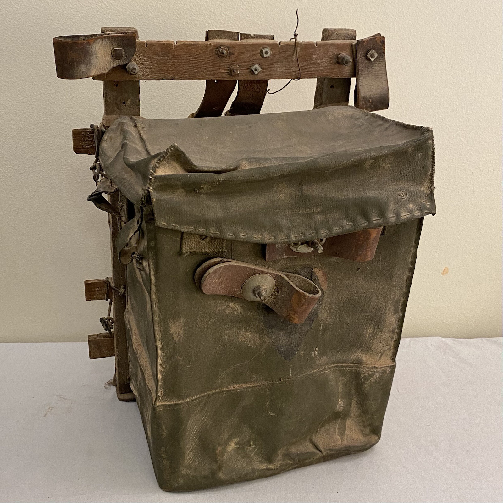 WWII German Army Wood Frame Radio Bag Tasche Wehrmacht leather RARE 22 ...