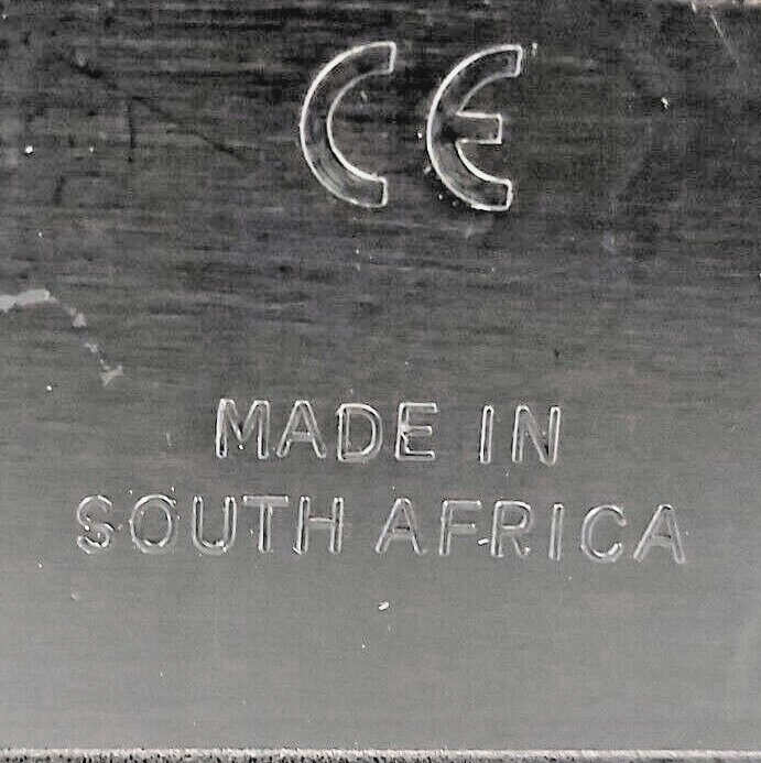 Freeplay Baygen Hand Crank Wind-Up Powered AM/FM/SW Preppers Portable ...