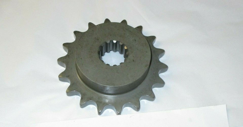 Offset Front Sprocket. 10mm Offset 530 pitch Suzuki GS1000/750 GSX1100 ...