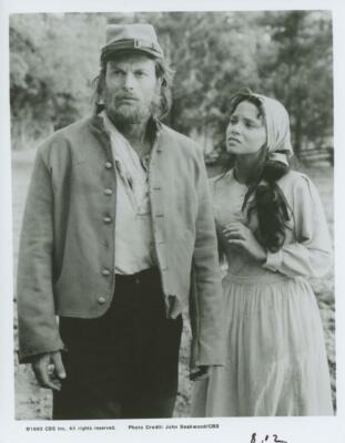 Halle Berry and Tim Daly in "Queen" TV Still | eBay