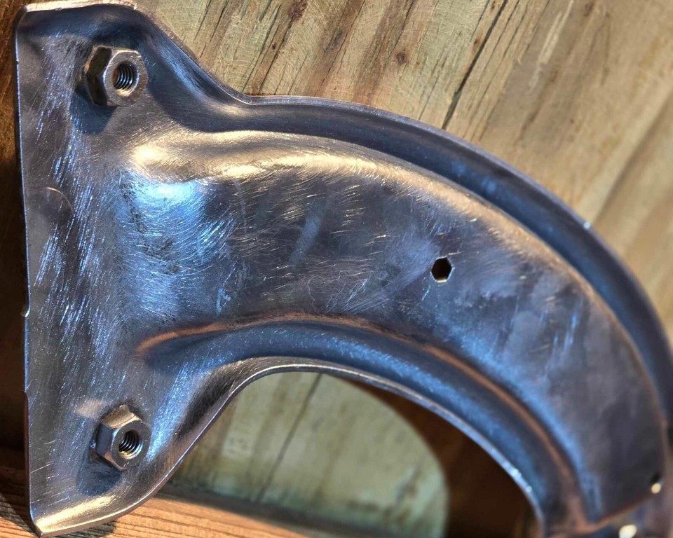 99-07 Drivers Silverado Sierra Yukon Suburban Avalanche Fender Bracket ...