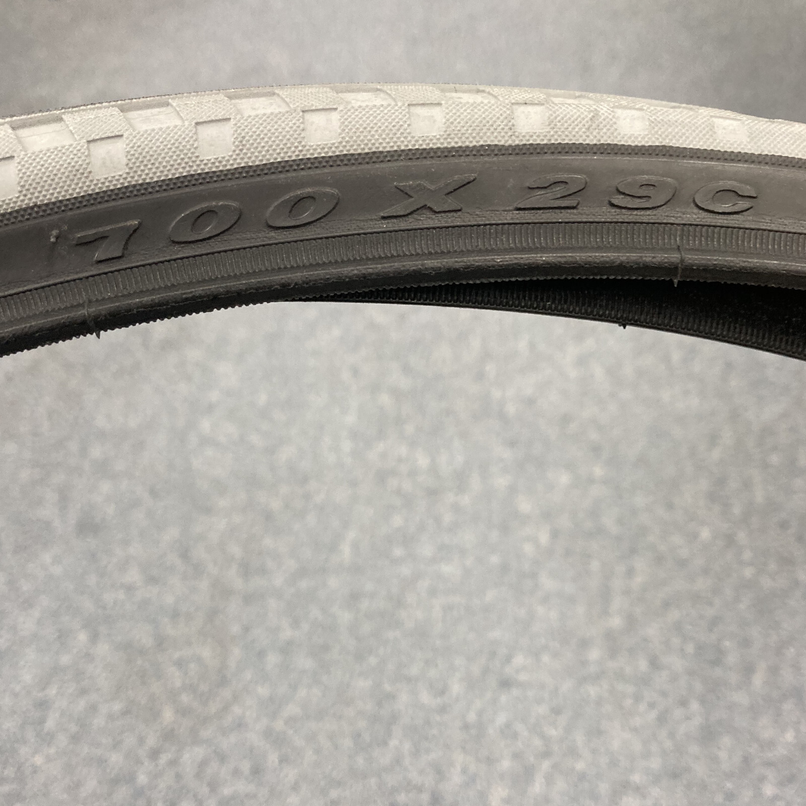 700c Road Bike Tyre Halo Twin Rail Courier 700 x 29c Dual Tyre Black ...