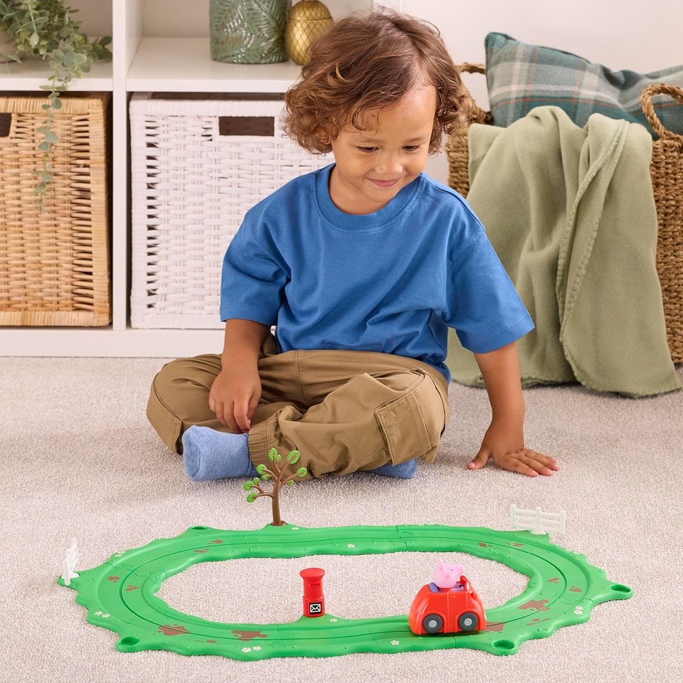 Peppa Pig Whizz Around Peppas Little Red Car Set Track | eBay