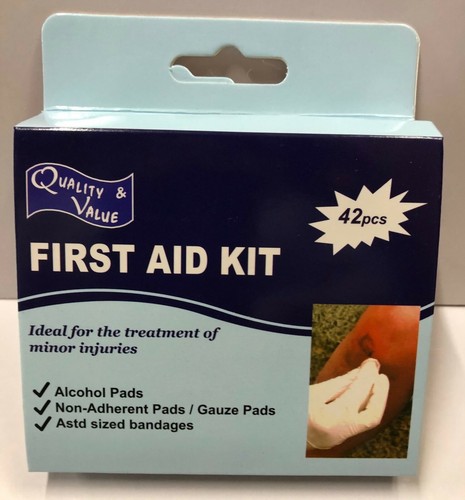 FIRST AID KIT, 42 PIECE COMPACT KIT, ASSORTED BAND AID SIZES, GAUZE ...