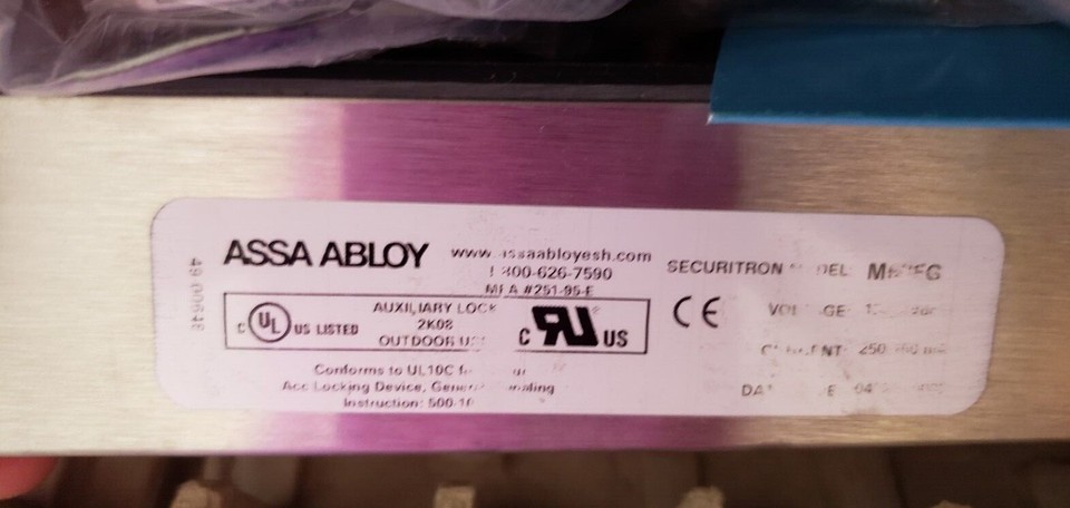 ASSA ABLOY SECURITRON M62 MAGNALOCK 1200LBS | eBay