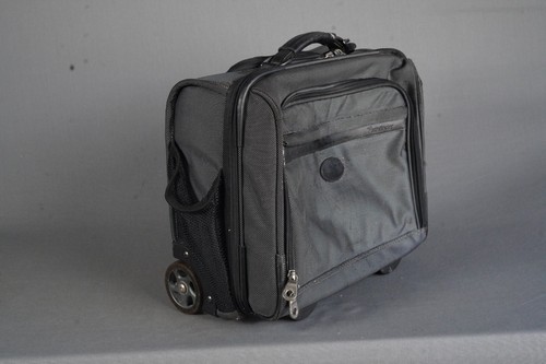 Pathfinder Gear 23 in Rolling Duramax Ballistic Travel Bags Garment ...