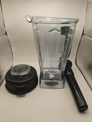 Vitamix 2L 64 Ounce Container Pitcher Vitamix Blender. Complete. BPA ...