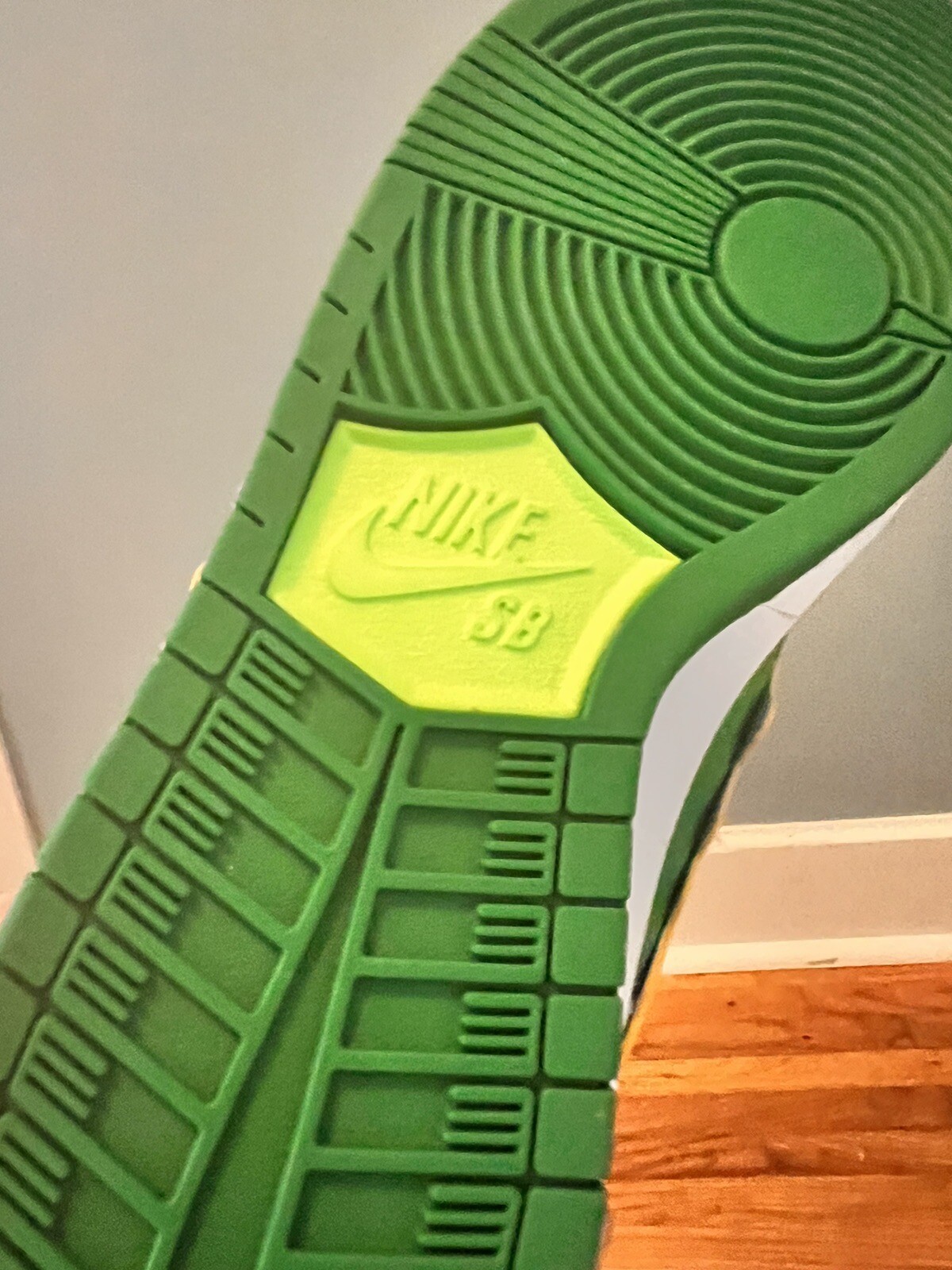 Nike SB Dunk Low Ben & Jerry's Chunky Dunky Friends And GRATEFUL DEAD ...