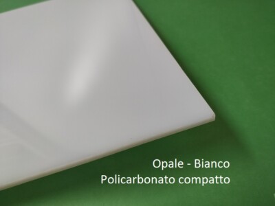 Policarbonato COMPATTO OPALE (bianco) spessore 2, 3, 4, 5 mm. Protetto ...