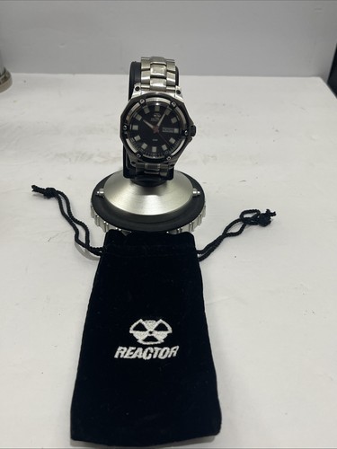 Reactor Prism 60001 Black Dial Men Watch Diver 200M W/ Box, Battery! | eBay