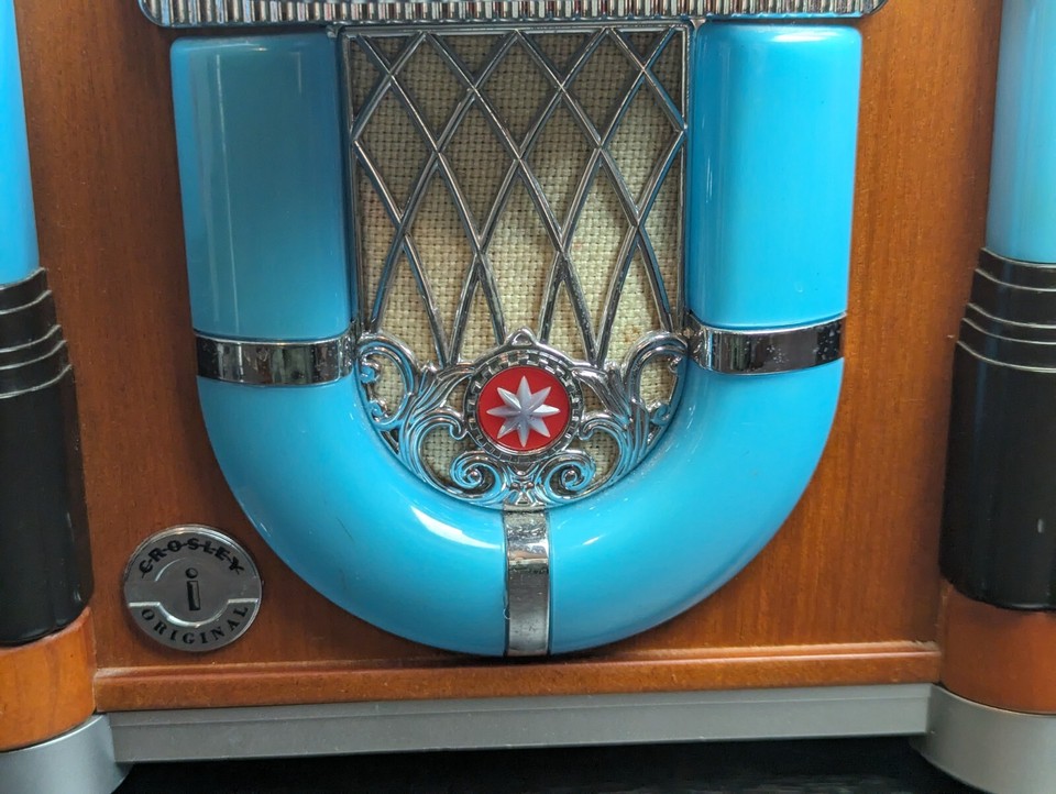 Crosley iJUKE Jukebox iPod CR1701A w/Power Cord Speakers Works, Doesn't ...
